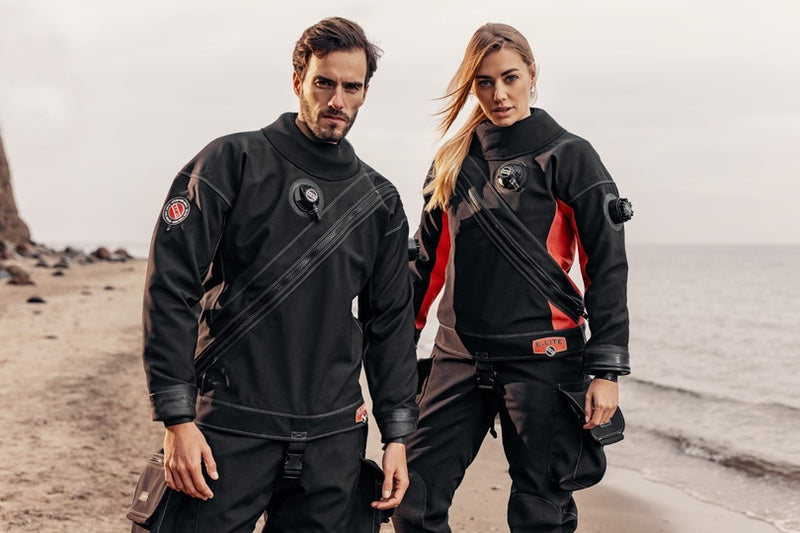 SANTI Drysuits Compared 2023 - Which is for you? - DirDirect